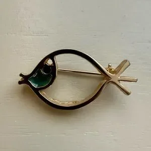 Sarah Coventry | Jewelry | Sarah Coventry Green Enamel Gold Tone Fish ...